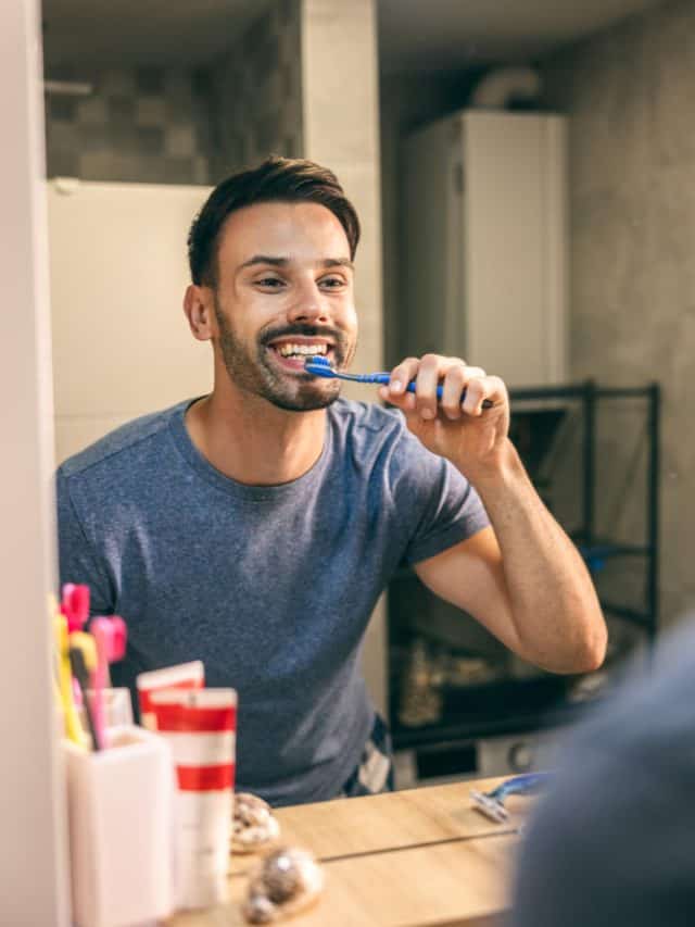 How many times a day should you brush your teeth? - Tata 1mg Capsules