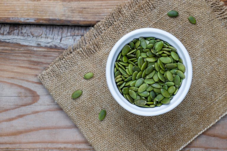 Pumpkin Seeds Benefits: The Right Way to Eat Them for Maximum Results ...